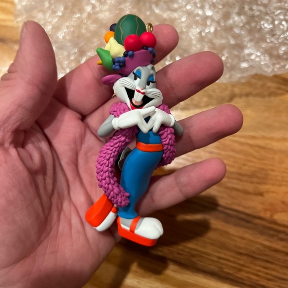 Other | Hallmark Keepsake Bugs Bunny As Carmen Miranda Looney Tunes ...